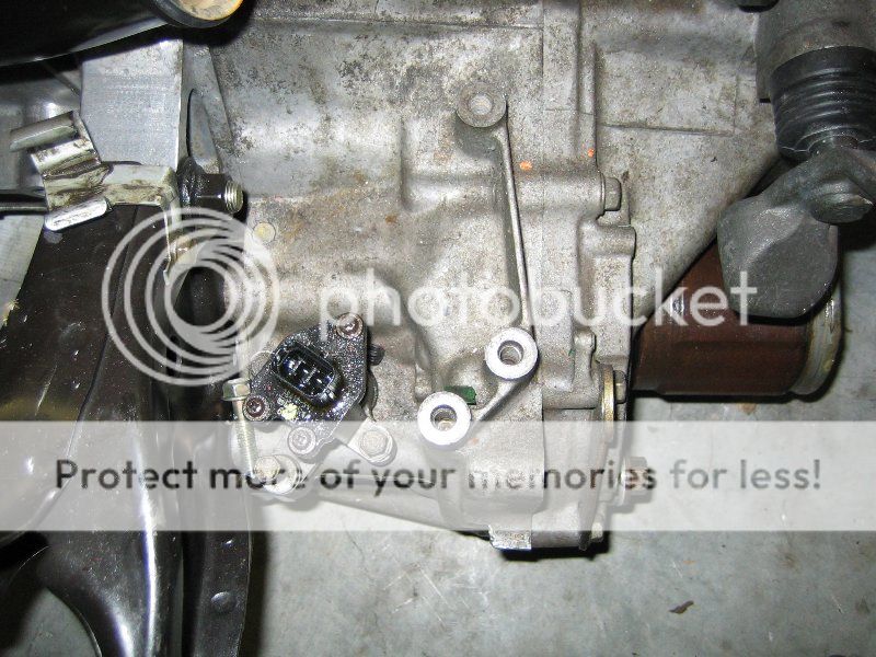 where is speed sensor located in 1996 volvo 850