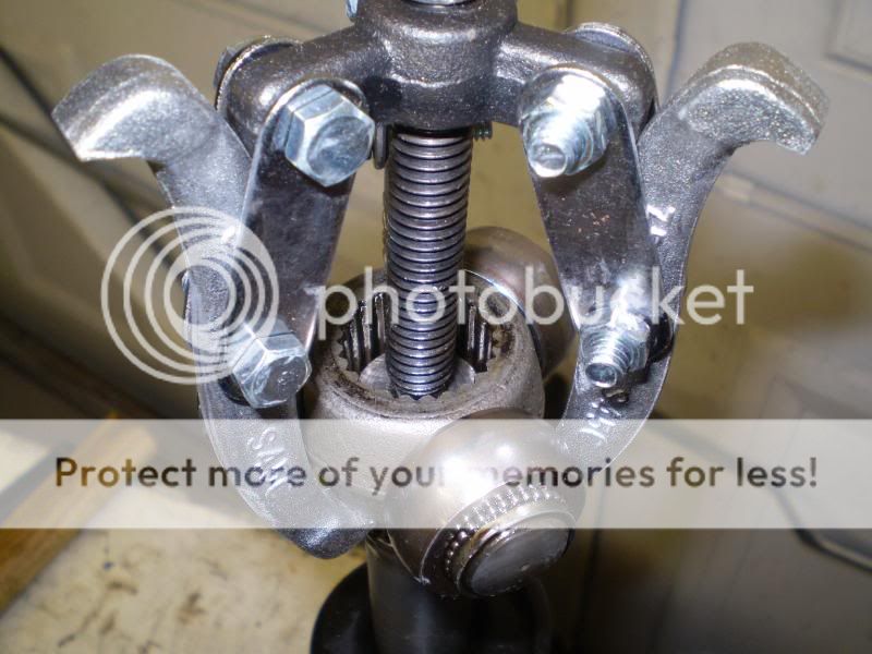 Replacing the Inner CV-Gaitor on Driveshafts | MG-Rover.org Forums