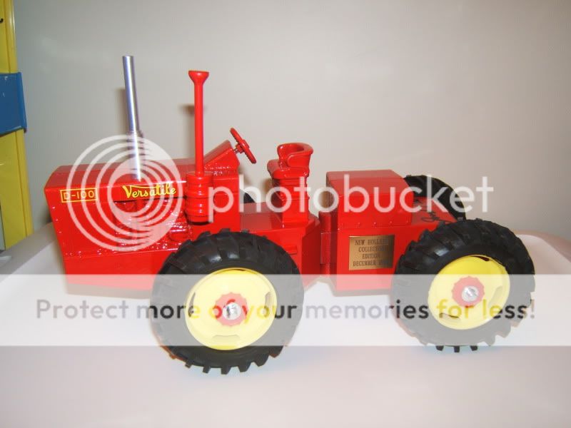Ertl 1/16 Versatile D-100 Tractor Signed - Info needed! | Hobbyist Forums