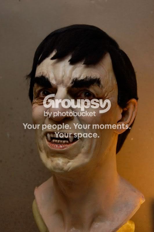 BARNABAS COLLINS LIVES!