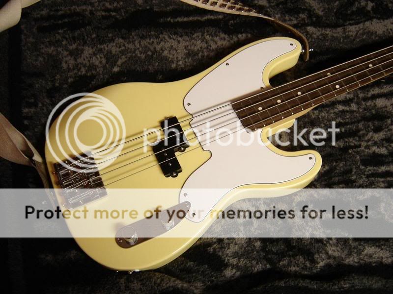 Show me your BASS guitars... whatever color. - Electric Guitars ...