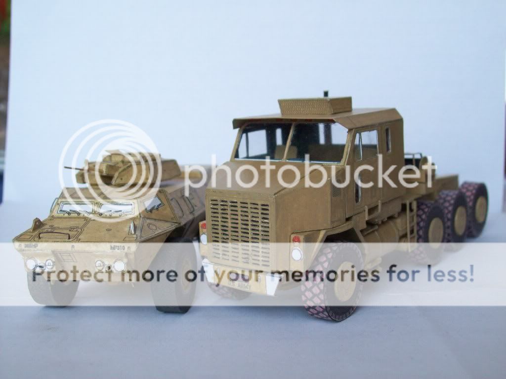 U.S. vehicles in Iraq - M1070 & M1117 - Gallery - Kartonbau.de ...