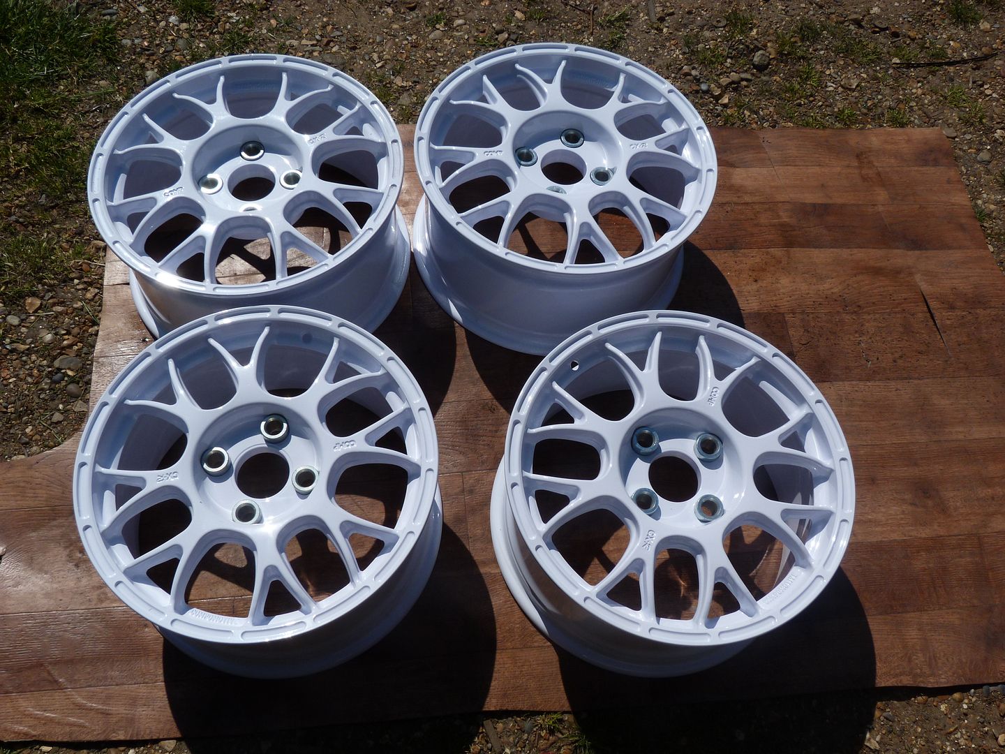 few sets of compomotive 108pcd alloys | Retro Rides