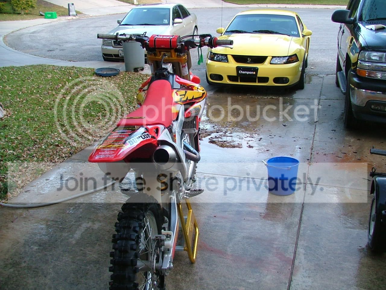 couple of pics of the lowboy Jemco on my 250... - CRF250R & RX ...