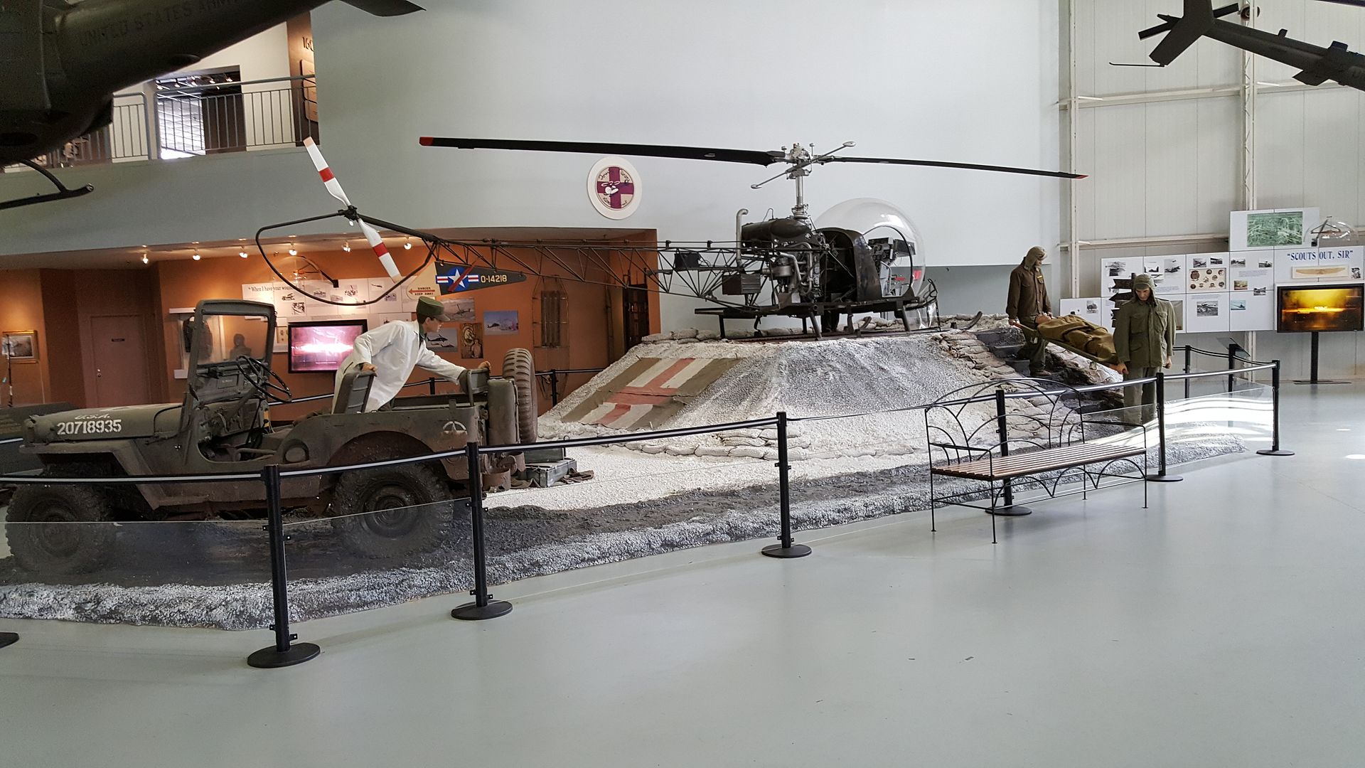 Fort Rucker Army Aviation Museum. - Lots of pics - BV-347 Chinook with ...