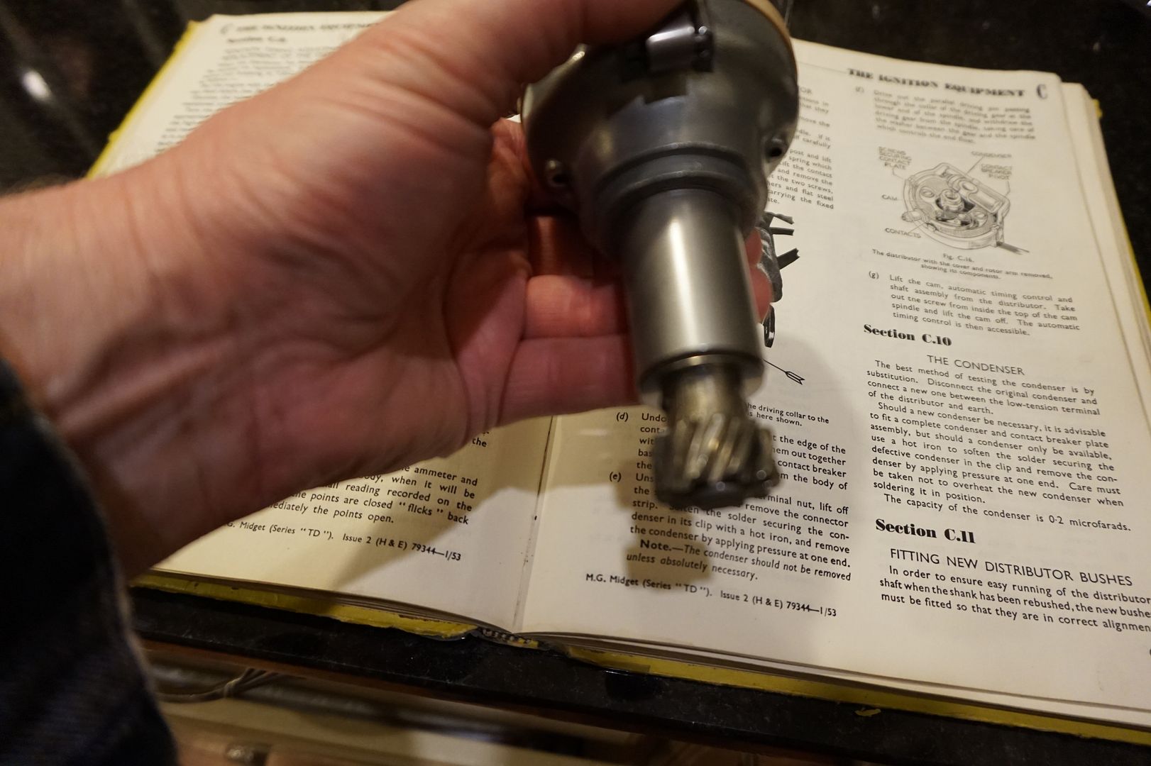 53 TD distributor orientation and #1 spark plug wire orientation : T ...