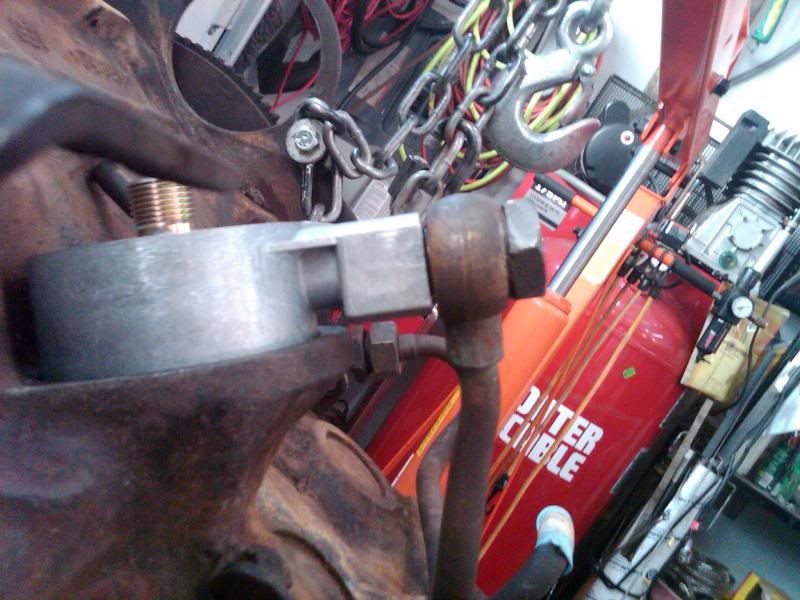 installing Moss MGA spin on oil filter : MGA Forum : The MG Experience