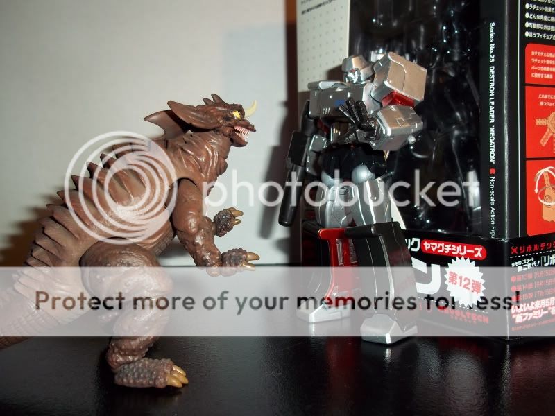 Revoltech - Page 53 - Toho Kingdom