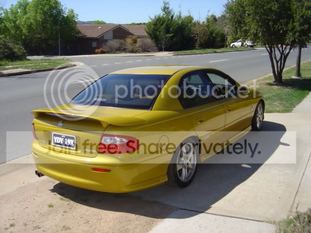 Pillow's Hyper Yellow VX II SS