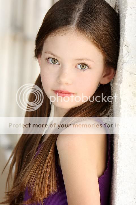 Mackenzie Foy As Renesmee | Soweird666's Blog