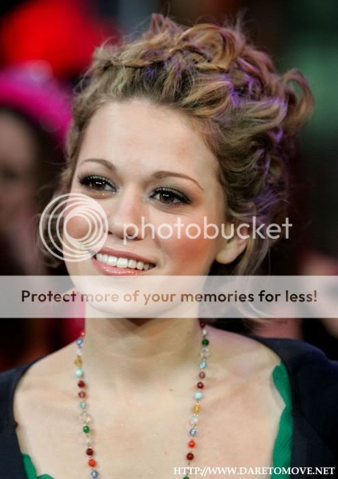 One Tree Hill - Bethany/Haley #44: Because she hooks us to want our ...