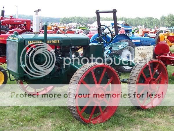 Pics of "Orphan" Tractors - General Chat - Red Power Magazine Community