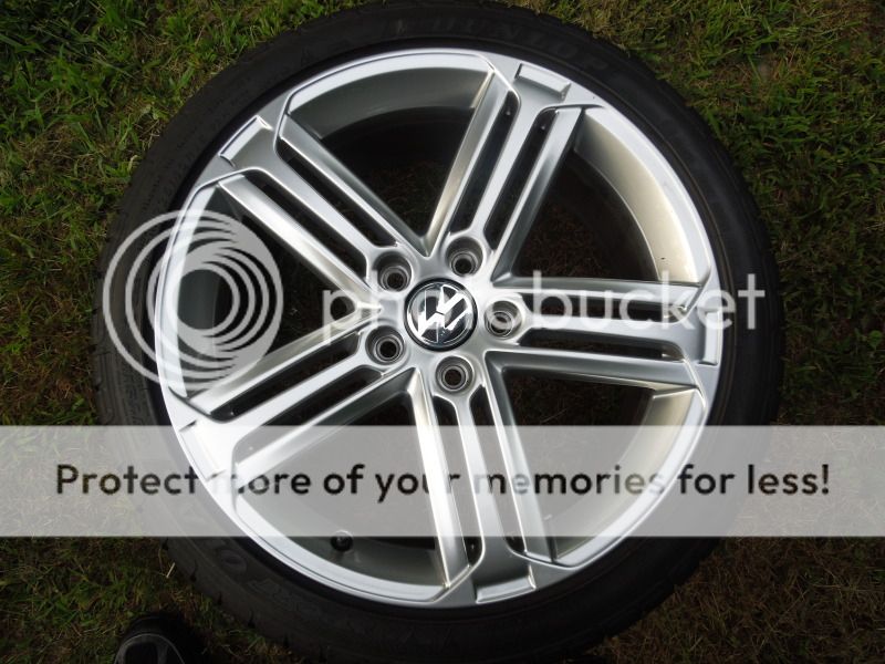Golf R OEM Wheels with Dunlop's less than 1,000 miles $1,500 | VW ...