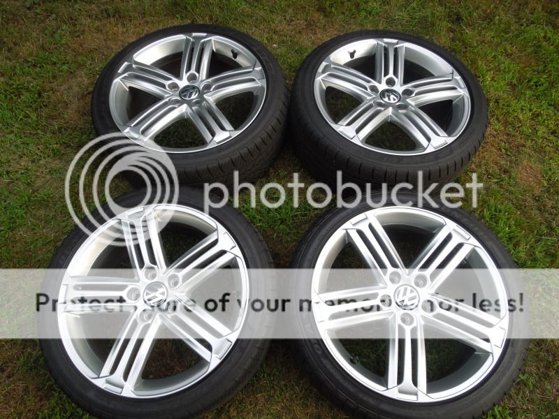 Golf R OEM Wheels with Dunlop's less than 1,000 miles $1,500 | VW ...