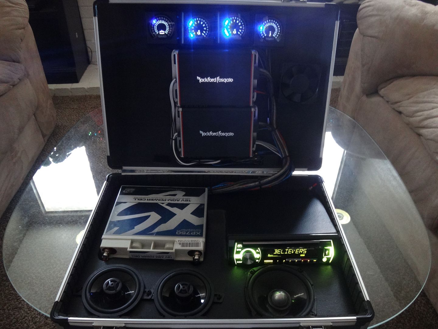the SMD Briefcase -o- Bass .... Portable sound system for demonstrating ...