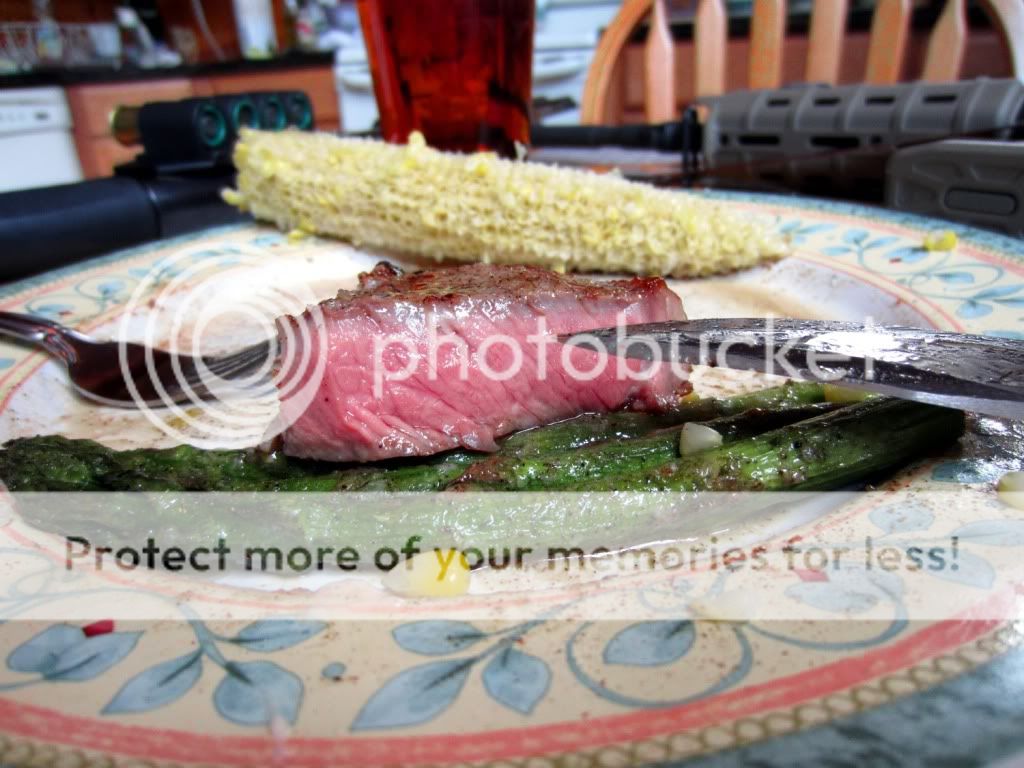 Lunch pic.....With pics of comely young lass and her growler. > General ...