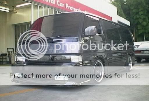 Nissan Vanette C22 Modified