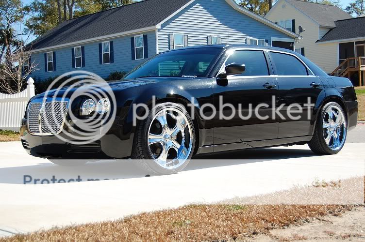 all lowered 300s..! | Chrysler 300 forum