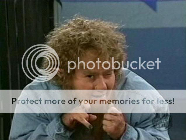 FARK.com: (8632431) Mind the gap