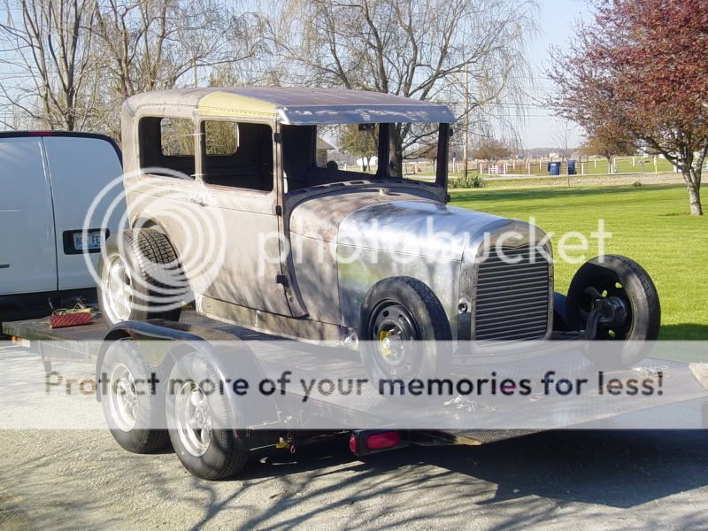 Hot Rods - 28/29 sedan on 32 rails | The H.A.M.B.