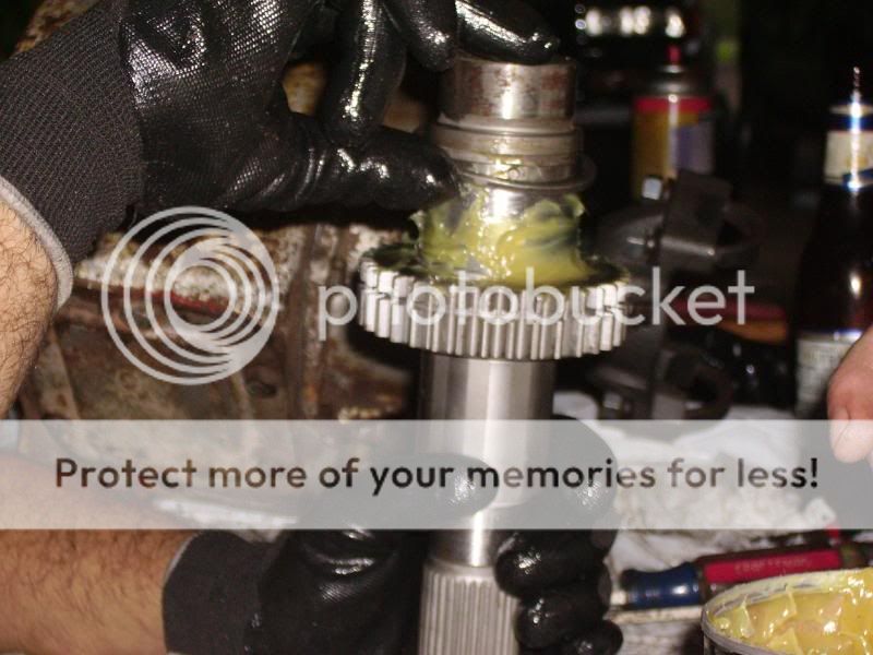 Np205 input gear swap and 32 Spline front output swap | Pirate 4x4