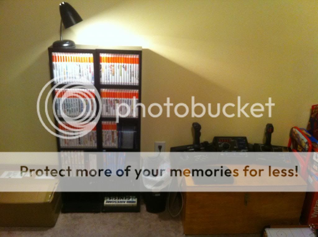 aaron's "minimalist" game setup. - racketboy.com