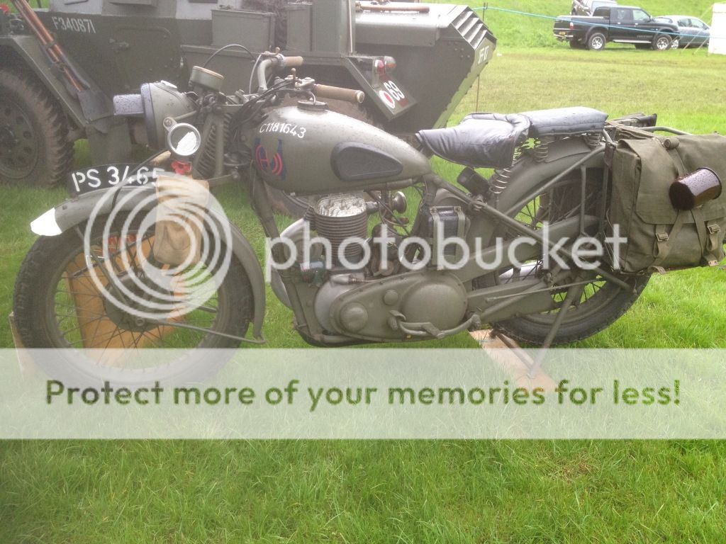 This WW2 Hero deserves a medal. | Triumph Rat Motorcycle Forums