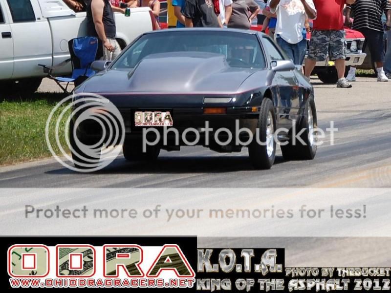 Fixed headlights for a FC