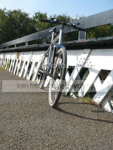 A sunny saturdays Pace (RC100 content). | Retrobike