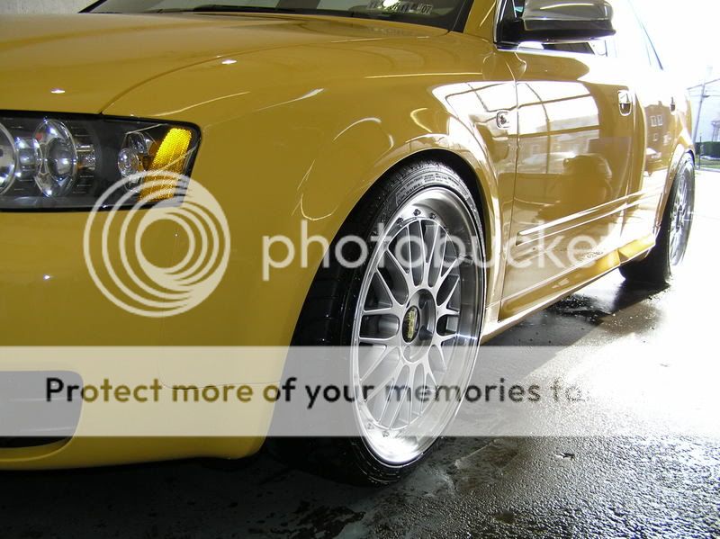 Any one have hi-res pictures of a Yellow b7/b6 s4 avant?