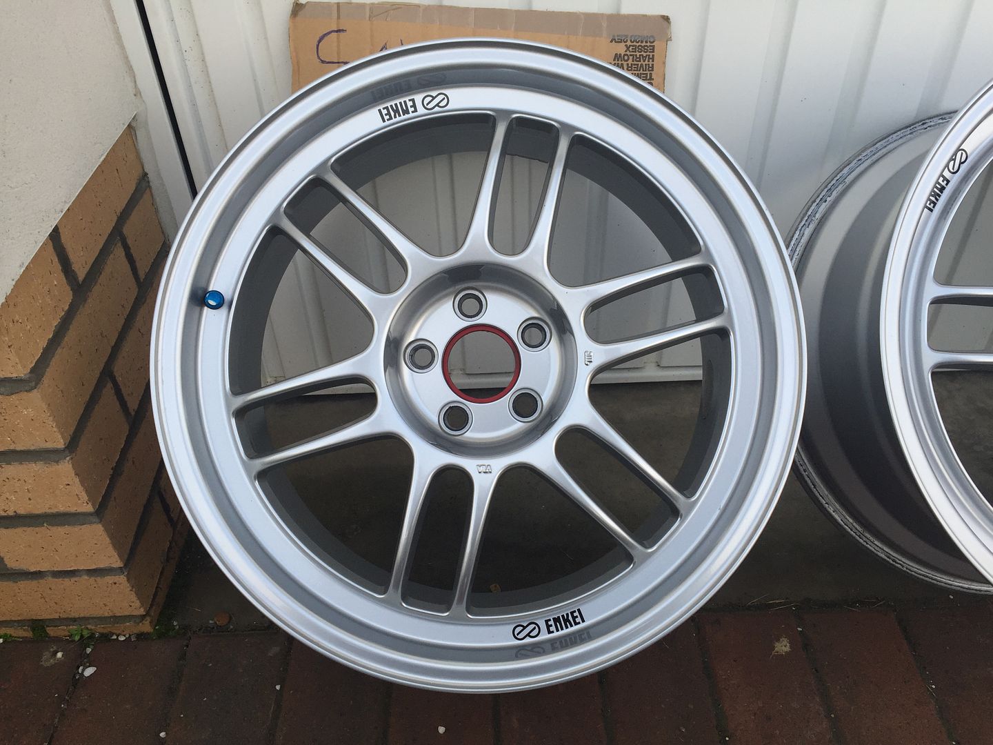 18" Enkei RPF1 - F1 Silver - 5x100 ET35 | VW Golf R32 Forum