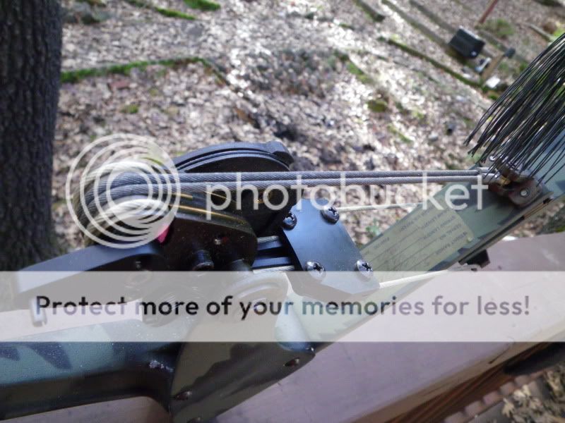 Mint Oneida Tomcat X-80 archery bow, w/ tons of extras