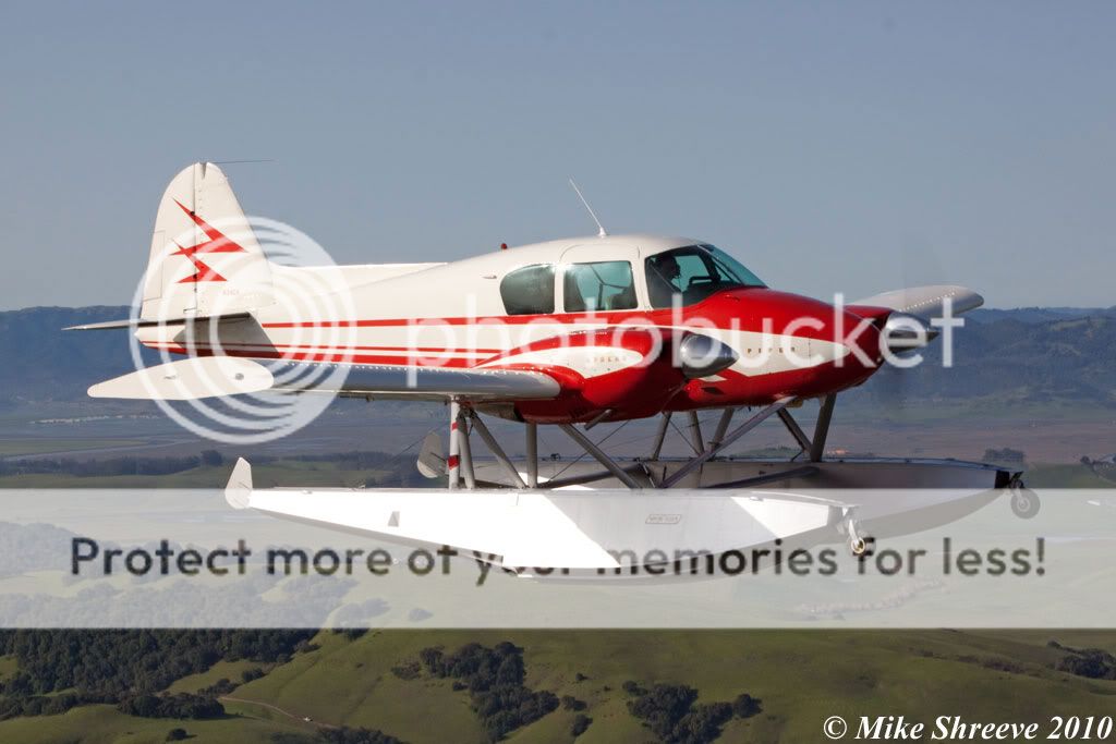 Piper PA-23 Apache floatplane - UK Airshow Review Forums