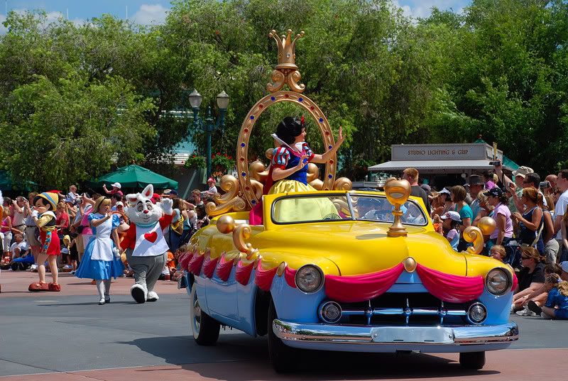 Last Day of Stars & Motor Cars Parade! | DIS Disney Discussion Forums ...