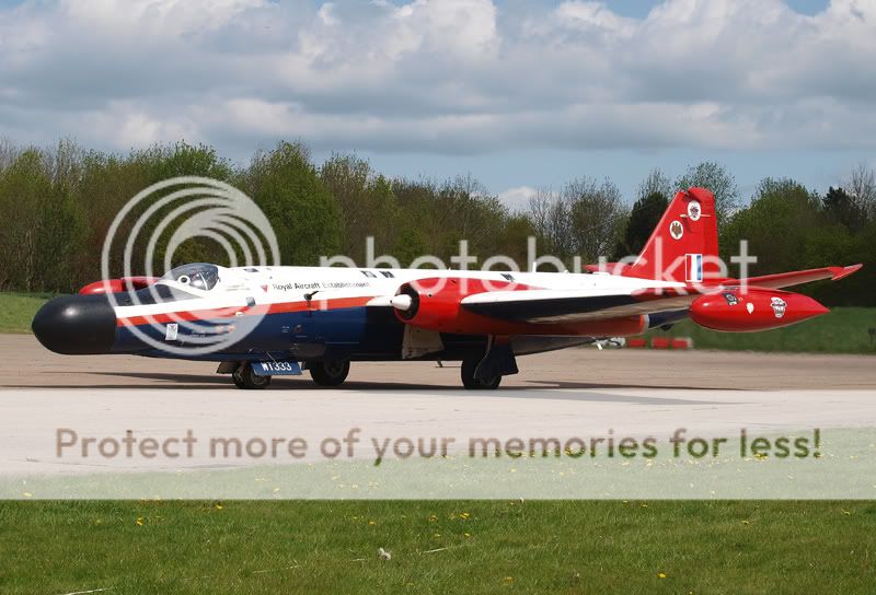 Canberra WT333 Operating Team, Bruntingthorpe - UK Airshow Review Forums