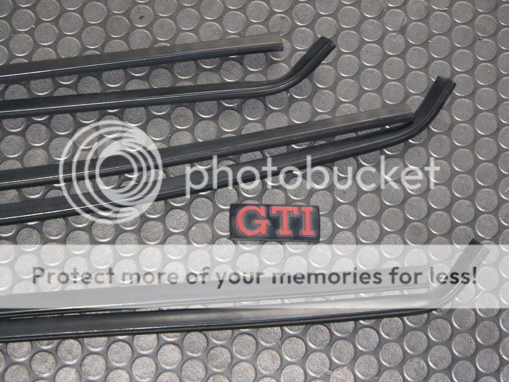 MK2 outer rubber window scrapers | VW Vortex - Volkswagen Forum