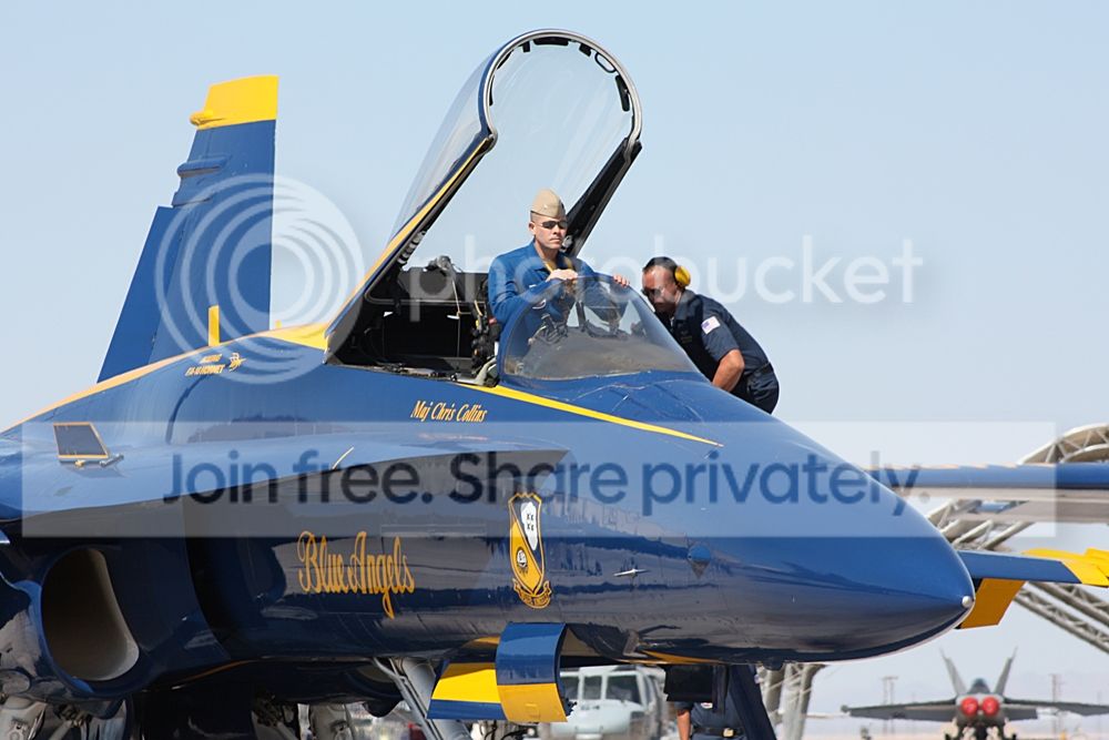 Blue Angels Compilation - Aviation Photography - Britmodeller.com